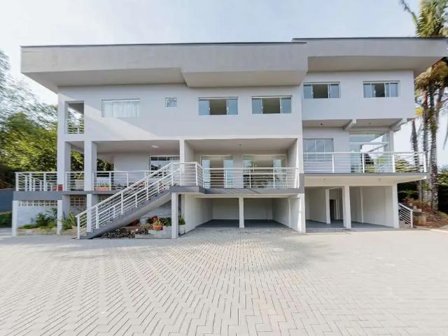 Casa / Sobrado em Condomínio para Venda em Joinville/SC Glória 3 Quartos