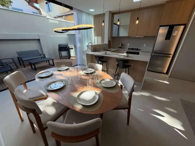 Casa / Sobrado em Condomínio para Venda em Joinville/SC Iririú 3 Quartos
