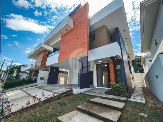 Casa / Sobrado em Condomínio para Venda em Joinville/SC Vila Nova 3 Quartos
