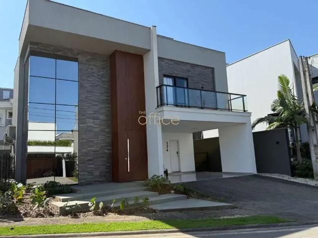 Casa / Sobrado em Condomínio para Venda em Joinville/SC Vila Nova 3 Quartos