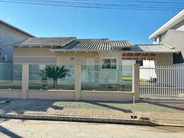 Casa / Sobrado em Condomínio para Venda em Joinville/SC Vila Nova 3 Quartos