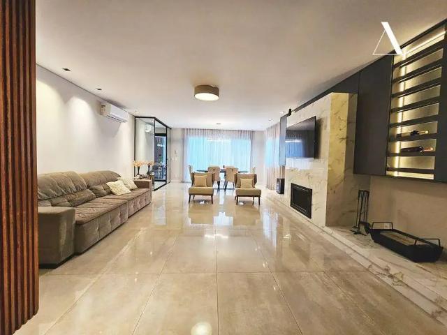 Casa / Sobrado em Condomínio para Venda em Joinville/SC Vila Nova 3 Quartos
