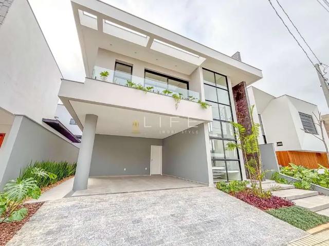 Casa / Sobrado em Condomínio para Venda em Joinville/SC Vila Nova 3 Quartos