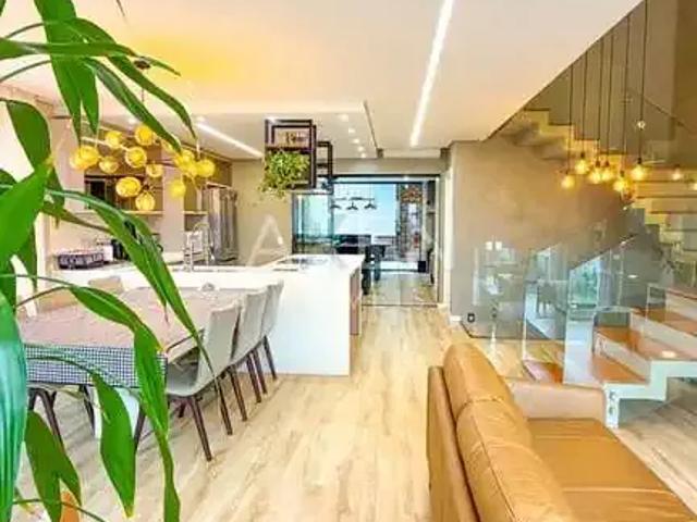 Casa / Sobrado em Condomínio para Venda em Joinville/SC Vila Nova 3 Quartos