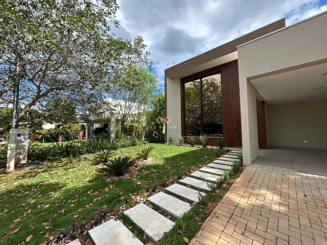 Casa / Sobrado em Condomínio para Venda em Lagoa Santa/MG Condomínio Vitória Golf 4 Quartos