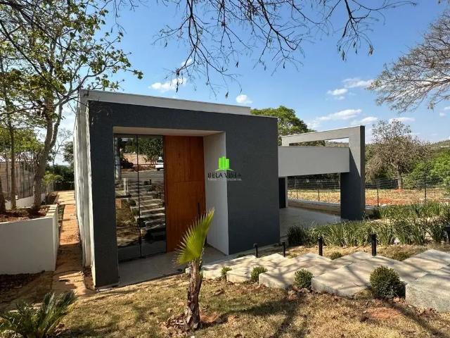 Casa / Sobrado em Condomínio para Venda em Lagoa Santa/MG Condomínio Vitória Golf 4 Quartos