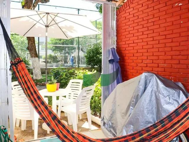 Casa / Sobrado em Condomínio para Venda em Lauro de Freitas/BA Vilas do Atlantico 2 Quartos