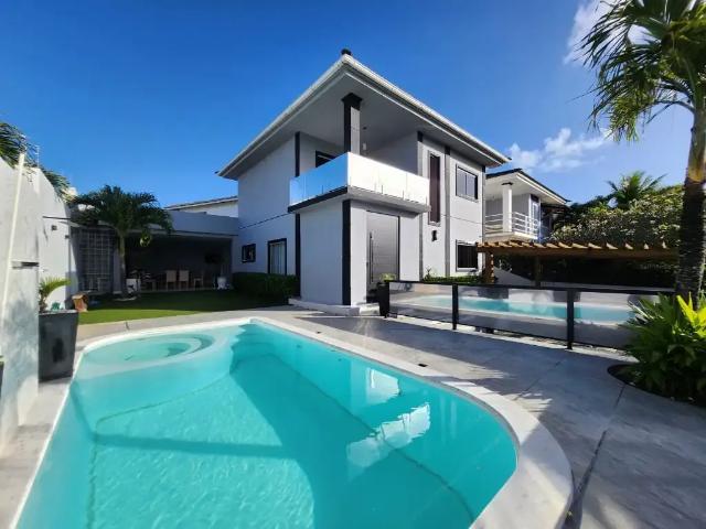 Casa / Sobrado em Condomínio para Venda em Lauro de Freitas/BA Vilas do Atlantico 4 Quartos