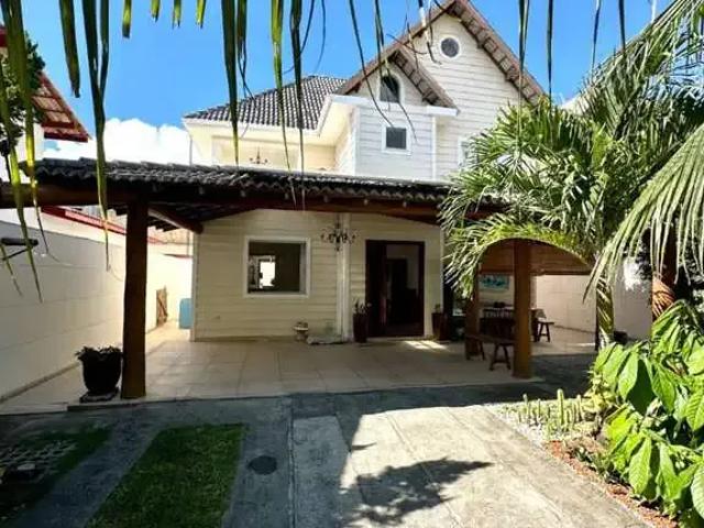 Casa / Sobrado em Condomínio para Venda em Lauro de Freitas/BA Vilas do Atlantico 4 Quartos