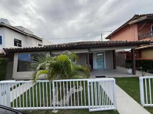 Casa / Sobrado em Condomínio para Venda em Lauro de Freitas/BA Buraquinho 3 Quartos