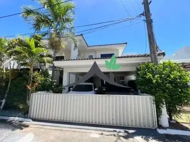 Casa / Sobrado em Condomínio para Venda em Lauro de Freitas/BA Buraquinho 4 Quartos