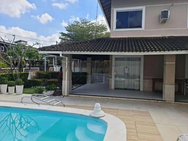 Casa / Sobrado em Condomínio para Venda em Lauro de Freitas/BA Buraquinho 4 Quartos