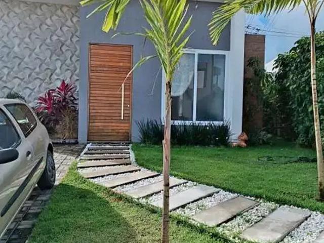 Casa / Sobrado em Condomínio para Venda em Lauro de Freitas/BA Caixa D'Água 3 Quartos
