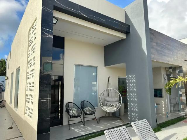 Casa / Sobrado em Condomínio para Venda em Lauro de Freitas/BA Caixa D'Água 3 Quartos