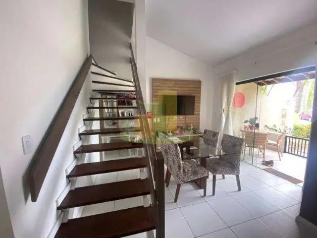 Casa / Sobrado em Condomínio para Venda em Lauro de Freitas/BA Centro 4 Quartos