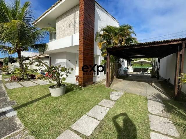 Casa / Sobrado em Condomínio para Venda em Lauro de Freitas/BA Centro 4 Quartos