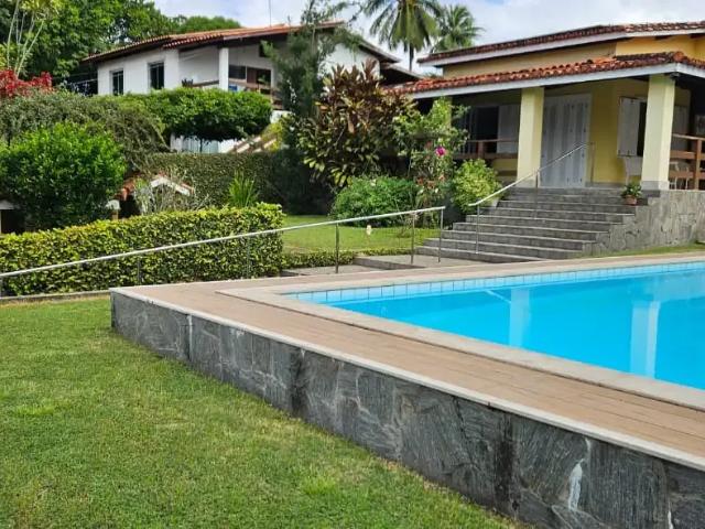 Casa / Sobrado em Condomínio para Venda em Lauro de Freitas/BA Estrada do Coco 3 Quartos