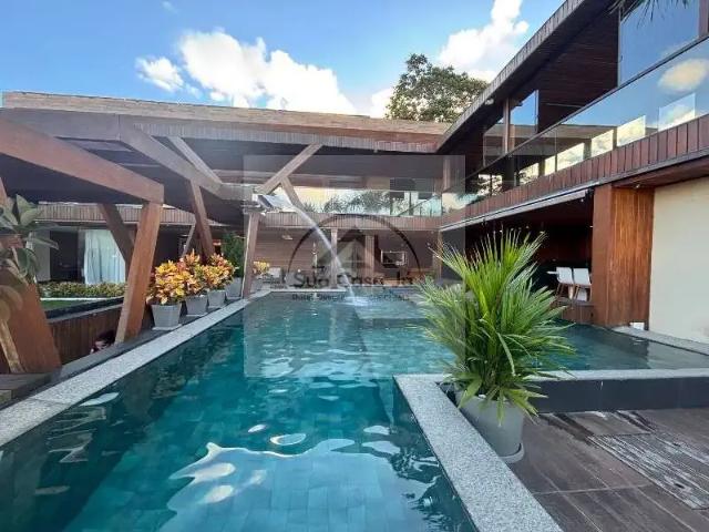 Casa / Sobrado em Condomínio para Venda em Lauro de Freitas/BA Estrada do Coco 5 Quartos
