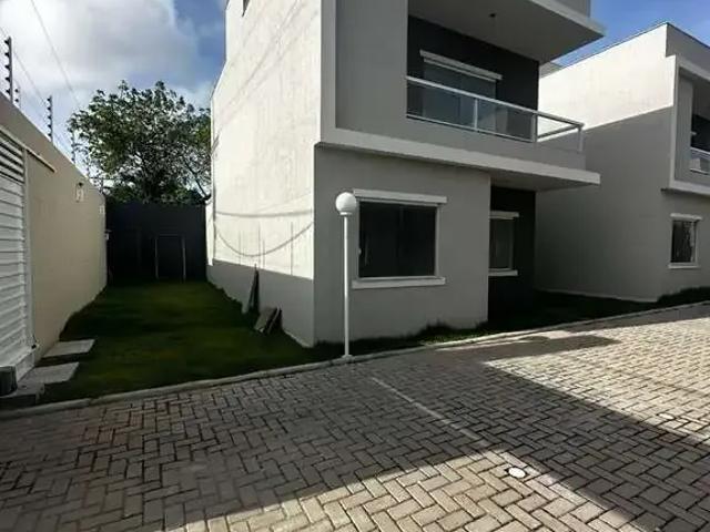 Casa / Sobrado em Condomínio para Venda em Lauro de Freitas/BA Miragem 4 Quartos