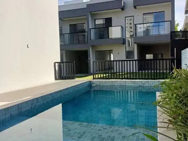 Casa / Sobrado em Condomínio para Venda em Lauro de Freitas/BA Pitangueiras 3 Quartos