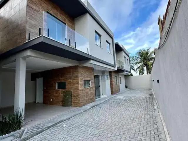 Casa / Sobrado em Condomínio para Venda em Lauro de Freitas/BA Pitangueiras 4 Quartos
