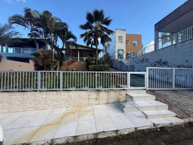 Casa / Sobrado em Condomínio para Venda em Lauro de Freitas/BA Portão 3 Quartos