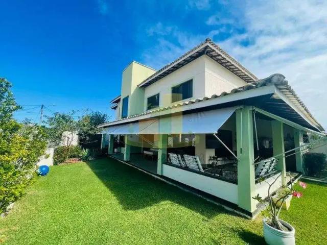 Casa / Sobrado em Condomínio para Venda em Lauro de Freitas/BA Portão 5 Quartos