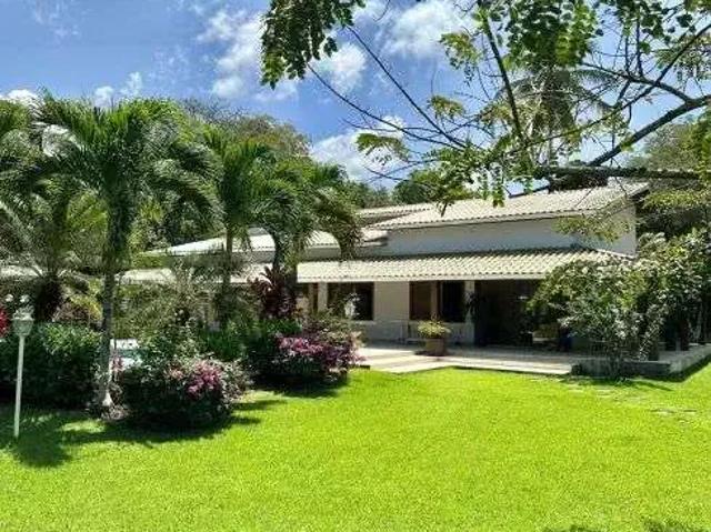 Casa / Sobrado em Condomínio para Venda em Lauro de Freitas/BA Recreio Ipitanga 6 Quartos