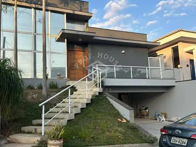 Casa / Sobrado em Condomínio para Venda em Limeira/SP Porto Real V 4 Quartos