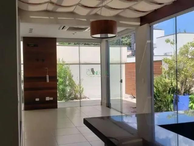 Casa / Sobrado em Condomínio para Venda em Londrina/PR Condomínio Royal Forest 4 Quartos