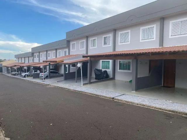 Casa / Sobrado em Condomínio para Venda em Londrina/PR Conjunto Habitacional Santiago II 3 Quartos