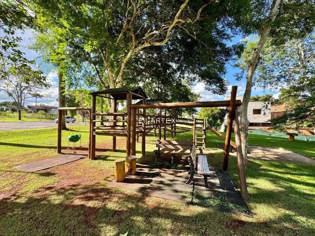 Casa / Sobrado em Condomínio para Venda em Londrina/PR Cidade Industrial 3 Quartos