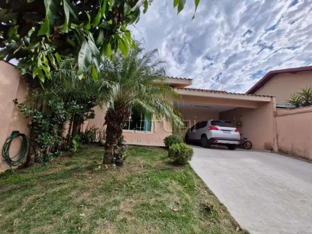 Casa / Sobrado em Condomínio para Venda em Londrina/PR Bandeirantes 3 Quartos