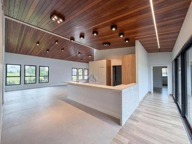 Casa / Sobrado em Condomínio para Venda em Londrina/PR Estância Santa Paula 4 Quartos