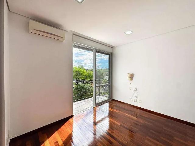 Casa / Sobrado em Condomínio para Venda em Londrina/PR Esperança 5 Quartos