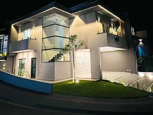Casa / Sobrado em Condomínio para Venda em Londrina/PR Heimtal 3 Quartos
