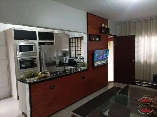 Casa / Sobrado em Condomínio para Venda em Londrina/PR Jardim Montecatini 2 Quartos