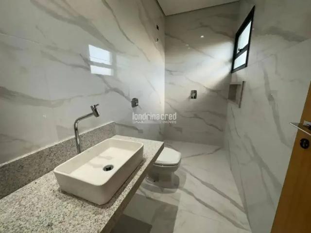 Casa / Sobrado em Condomínio para Venda em Londrina/PR Jardim da Luz 3 Quartos