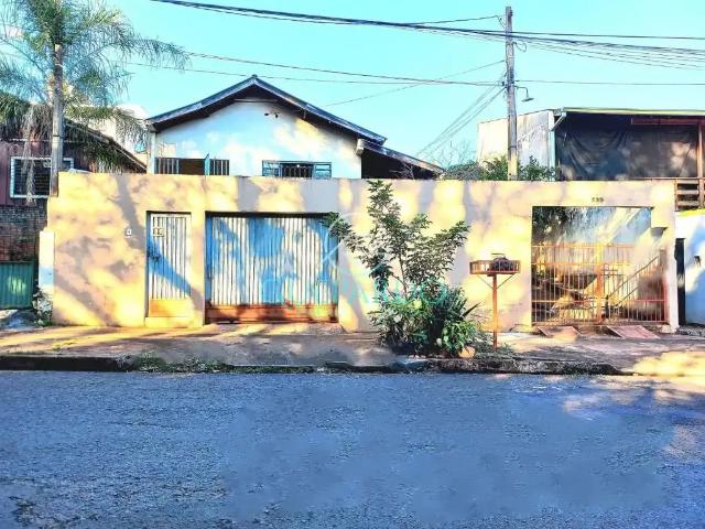 Casa / Sobrado em Condomínio para Venda em Londrina/PR Jardim Higienópolis 2 Quartos