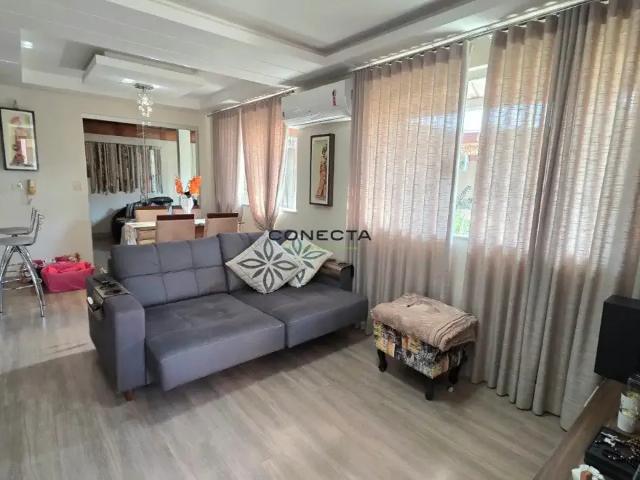 Casa / Sobrado em Condomínio para Venda em Londrina/PR Jardim Jóquei Club 3 Quartos