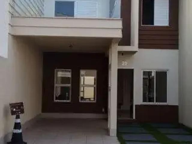 Casa / Sobrado em Condomínio para Venda em Londrina/PR Jardim Pioneiros 3 Quartos