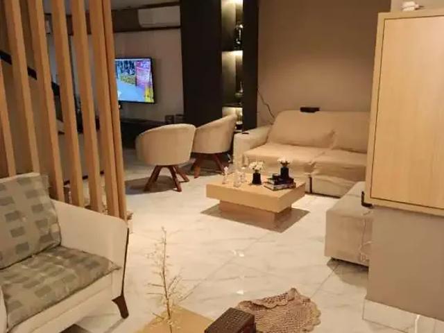 Casa / Sobrado em Condomínio para Venda em Londrina/PR Parque Jamaica 3 Quartos