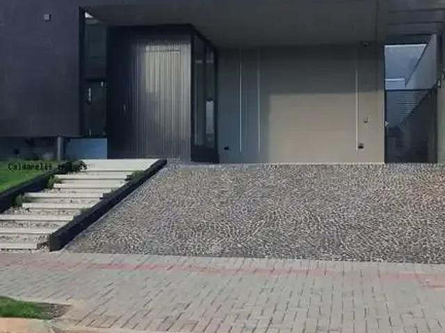 Casa / Sobrado em Condomínio para Venda em Londrina/PR Parque Tauá 3 Quartos