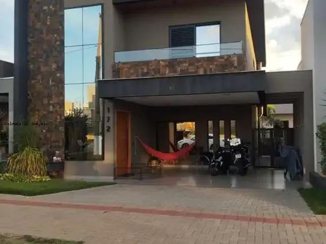 Casa / Sobrado em Condomínio para Venda em Londrina/PR Parque Tauá 3 Quartos