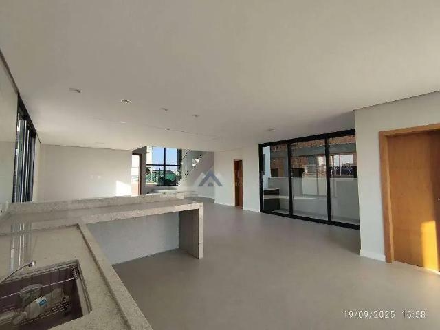 Casa / Sobrado em Condomínio para Venda em Londrina/PR Parque Tauá 4 Quartos