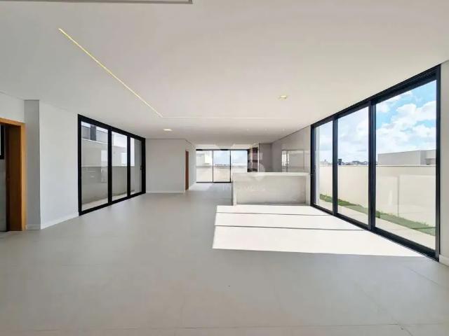Casa / Sobrado em Condomínio para Venda em Londrina/PR Parque Tauá 4 Quartos