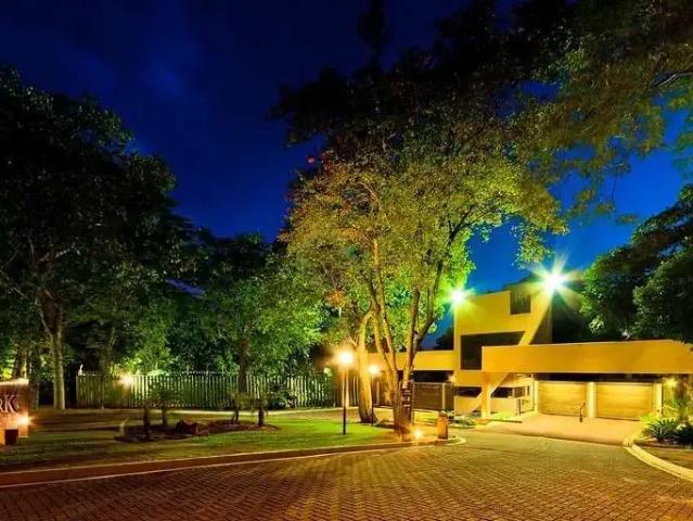 Casa / Sobrado em Condomínio para Venda em Londrina/PR Royal Park Residence 4 Quartos