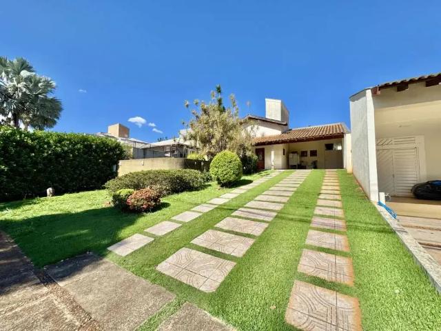 Casa / Sobrado em Condomínio para Venda em Londrina/PR Recanto do Pitanguá 4 Quartos