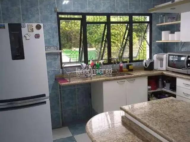 Casa / Sobrado em Condomínio para Venda em Londrina/PR Vale das Araucárias 4 Quartos