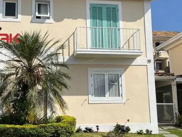 Casa / Sobrado em Condomínio para Venda em Louveira/SP Centro 3 Quartos
